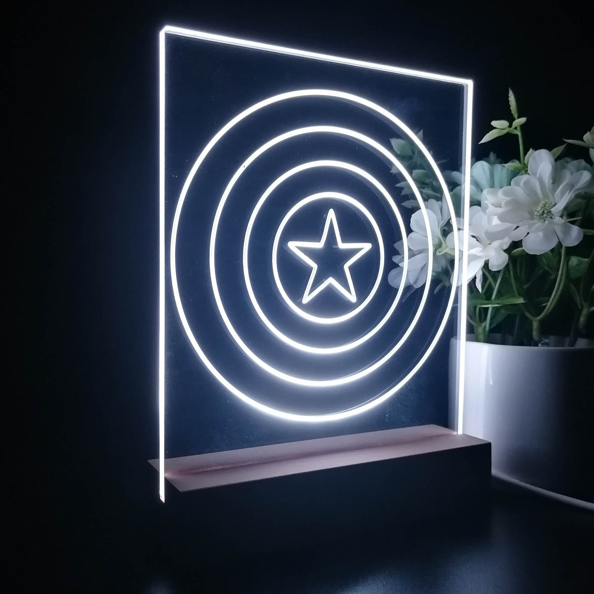 Captain America Shield 3D LED Optical Illusion Night Light | LED LAB CAVE