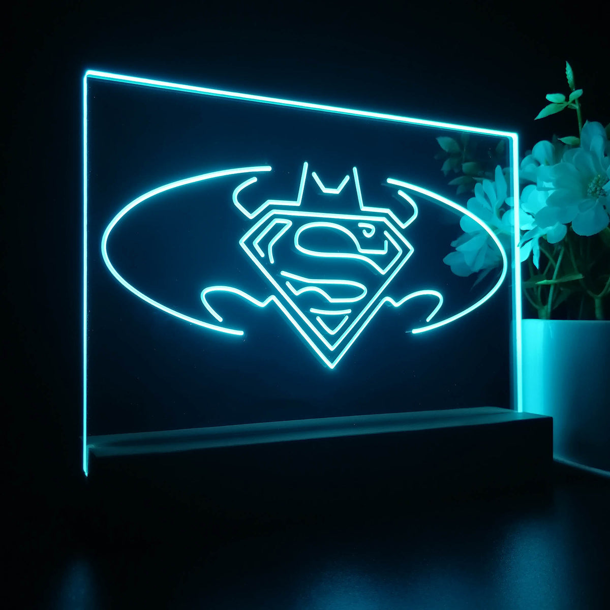 Batman vs Superman Hero 3D LED Optical Illusion Night Light | LED LAB CAVE