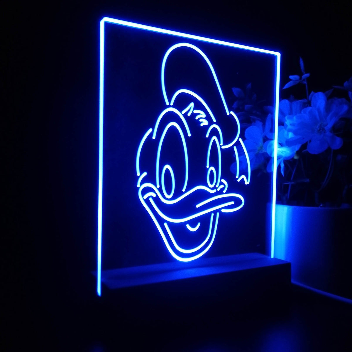 Donald Duck 3D LED Optical Illusion Night Light | LED LAB CAVE